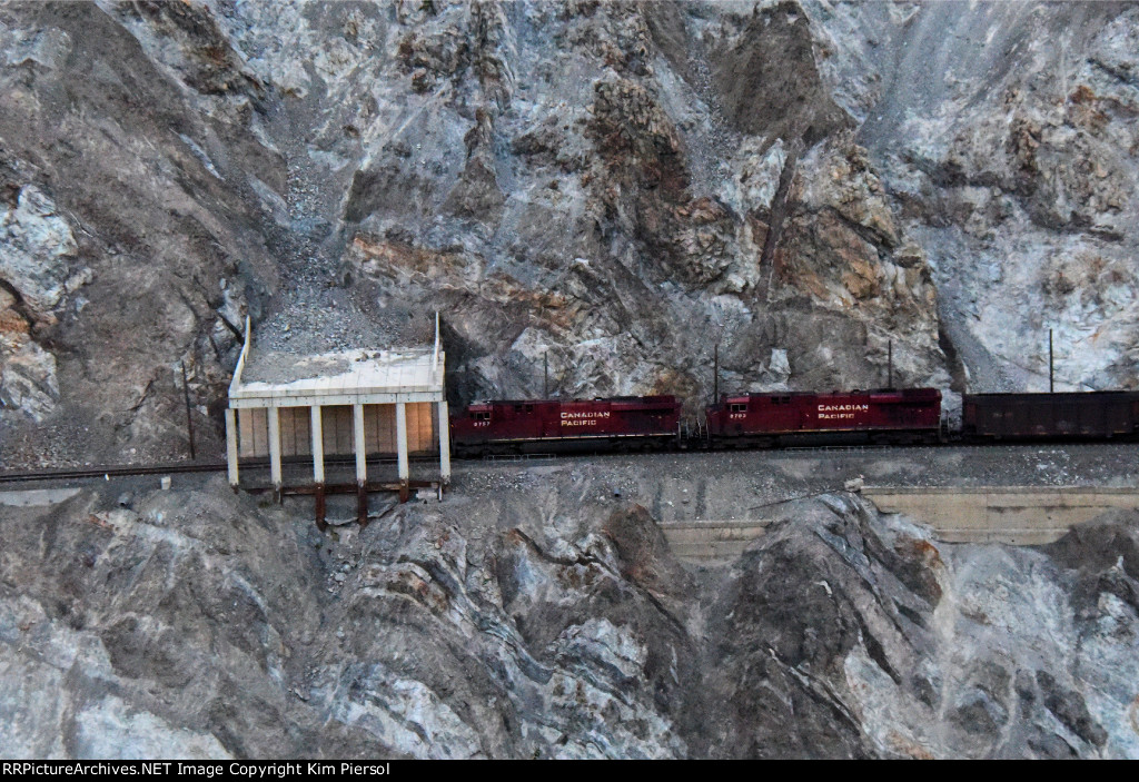 CP 8757 Coal Loads